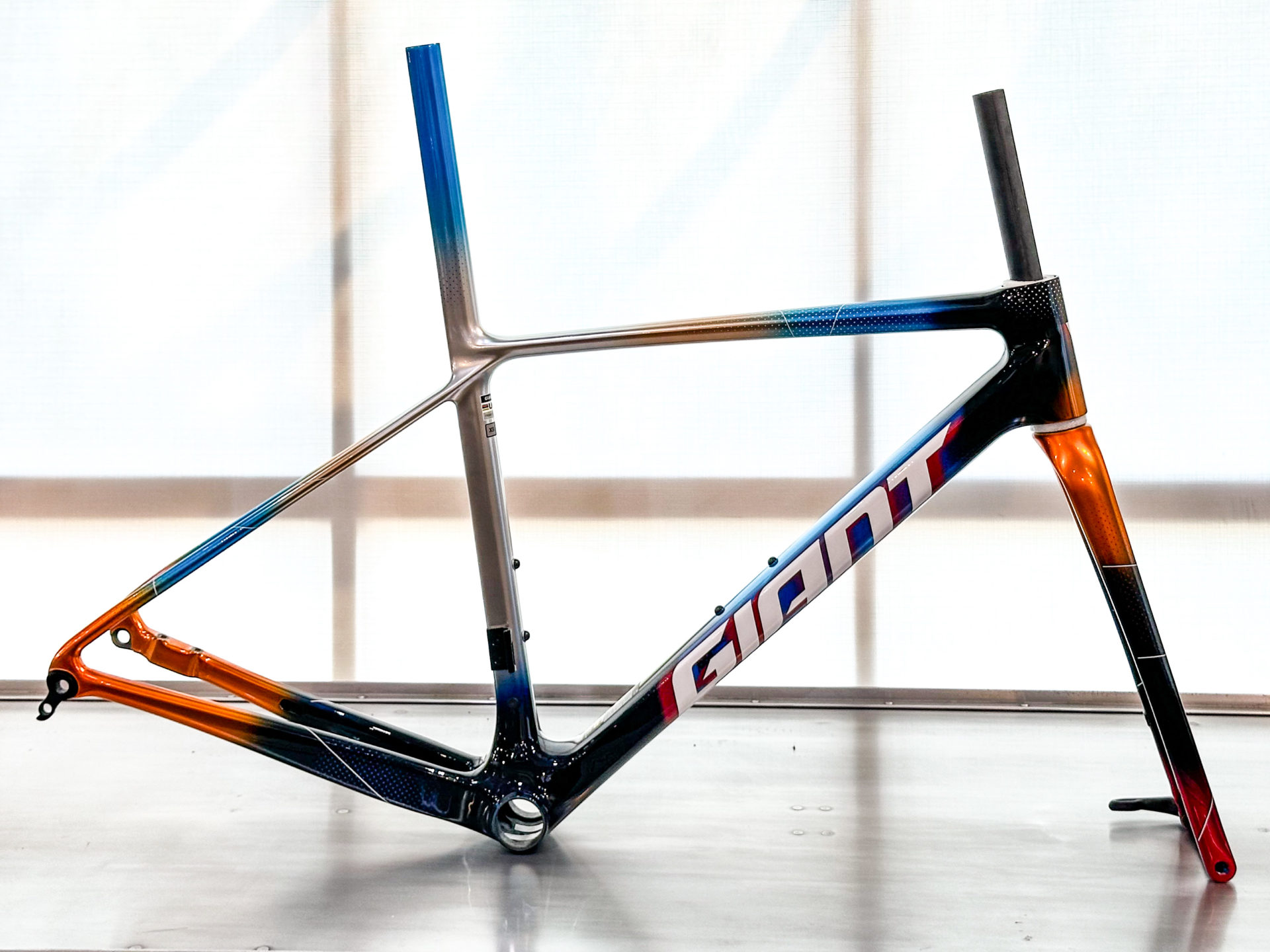 軽量オールラウンダー “GIANT TCR ADVANCED SL TEAM FRAME SET” 歴代最軽量・最速！！ | 大阪-平野 ...